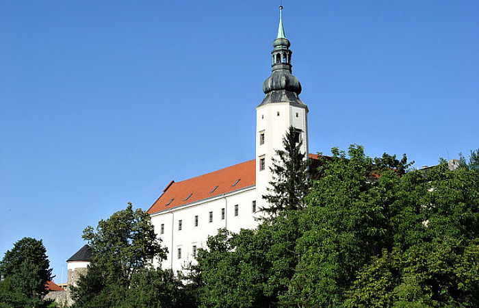 Zámek Hranice - Turistický informační portál Olomouckého kraje